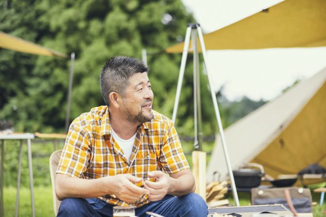 BE-PAL & dancyu編集長“青空”対談 後半「究極のレシピは『適量適宜』だと思う」 | 料理・レシピ 【BE-PAL】キャンプ、アウトドア、自然派生活の情報源ビーパル