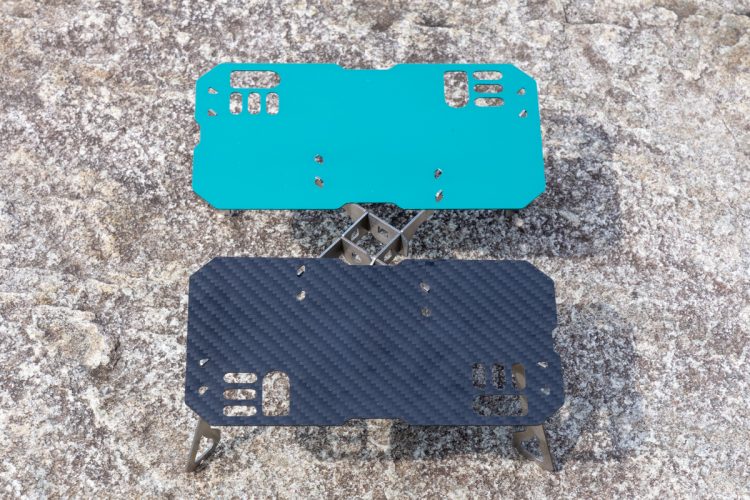 重量わずか89g!? 収納も超コンパクトな「タイニー・テーブル」が秀逸すぎた | テーブル 【BE-PAL】キャンプ、アウトドア、自然派生活の情報源ビーパル