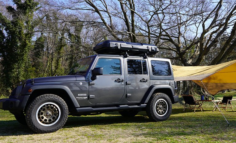 四角いクロカンSUVに合うルーフボックスがイノーから登場！無骨なデザインがかっこいいぞ | カーギア（車用品） 【BE-PAL】キャンプ、アウトドア、自然派生活の情報源ビーパル