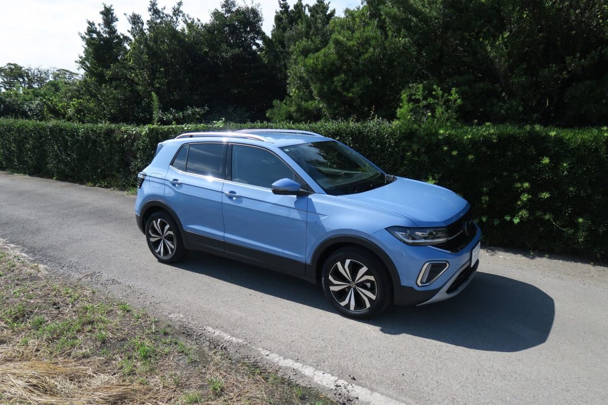 フォルクスワーゲンの新型「T-Cross」を徹底リポート！ロングツーリングに最適なコンパクトSUVだ | 試乗記 【BE-PAL】キャンプ、アウトドア、自然派生活の情報源ビーパル