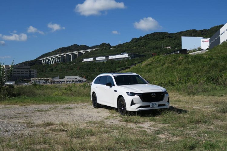 マツダの7人乗りSUV「CX-80」に試乗！価格や内装、燃費は？辛口評価も | 試乗記 【BE-PAL】キャンプ、アウトドア、自然派生活の情報源ビーパル