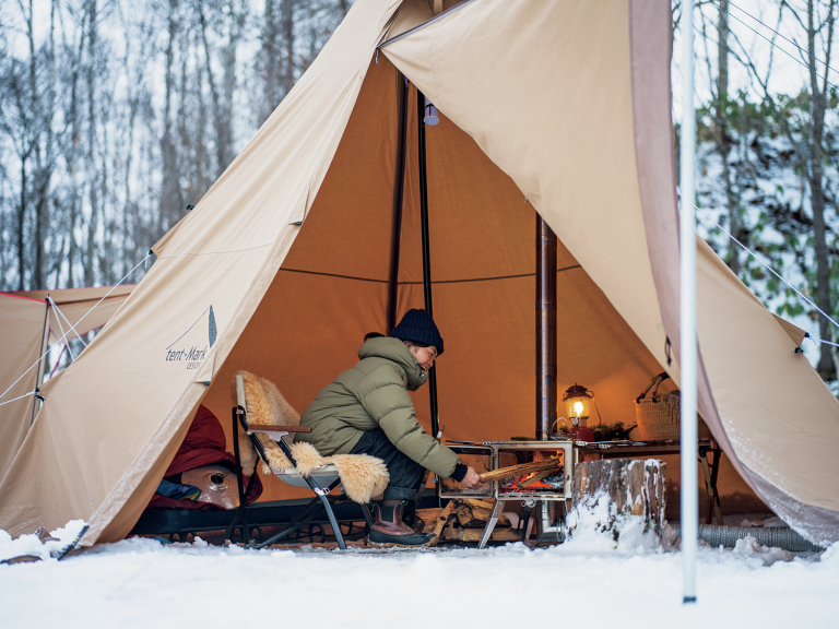 冬キャンプで使いたい！薪ストーブのおすすめモデルをご紹介！ | 薪ストーブ 【BE-PAL】キャンプ、アウトドア、自然派生活の情報源ビーパル