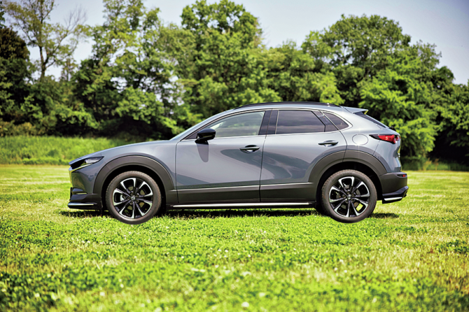 コンパクトSUVおすすめ20選｜試乗レビューも！アウトドアにも便利な国産＆海外車を紹介 | クルマ 【BE-PAL】キャンプ、アウトドア、自然派生活の情報源ビーパル