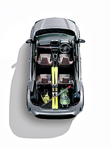 コンパクトSUVおすすめ20選｜試乗レビューも！アウトドアにも便利な国産＆海外車を紹介 | クルマ 【BE-PAL】キャンプ、アウトドア、自然派生活の情報源ビーパル