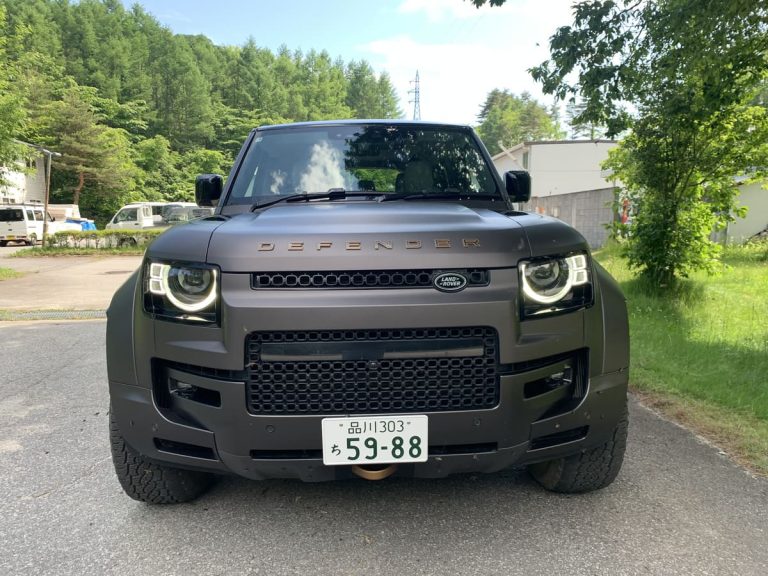 史上最強SUV「ランドローバー ディフェンダー OCTA」試乗記。価格・燃費・サイズは？ | 試乗記 【BE-PAL】キャンプ、アウトドア、自然派生活の情報源ビーパル